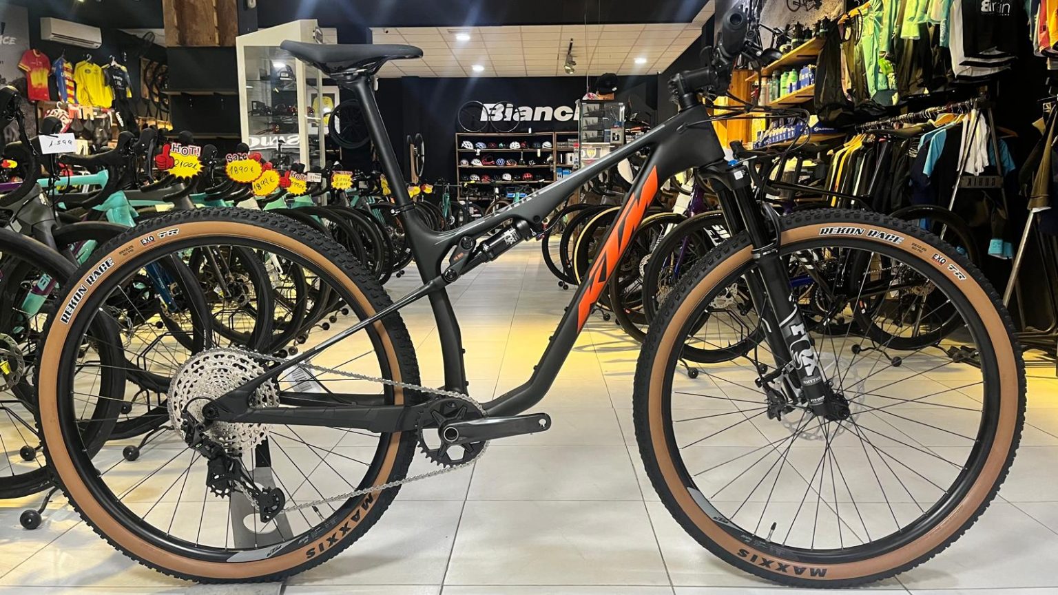 BLACK FRIDAYYYYYYY!!!!!! KTM SCARP ELITE 2024. - Bicistore Valencia